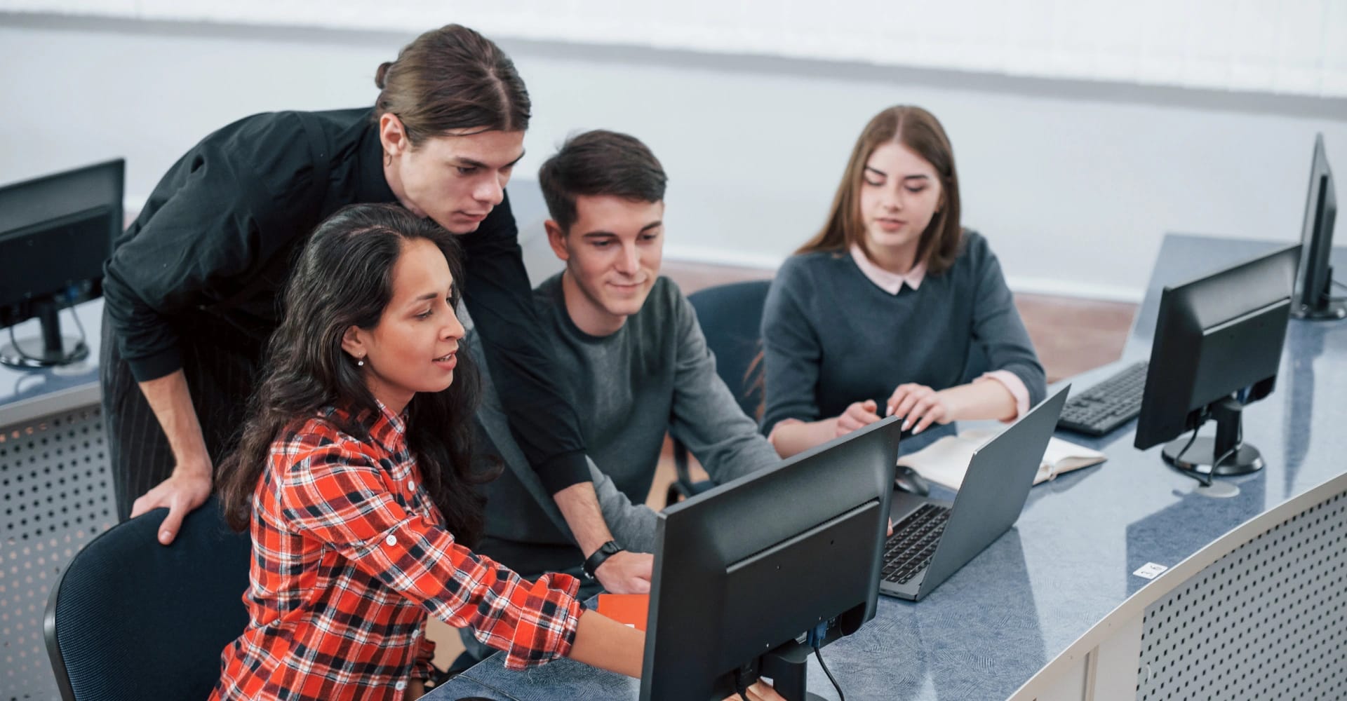 How to choose the right bootcamp which gets you a Job?